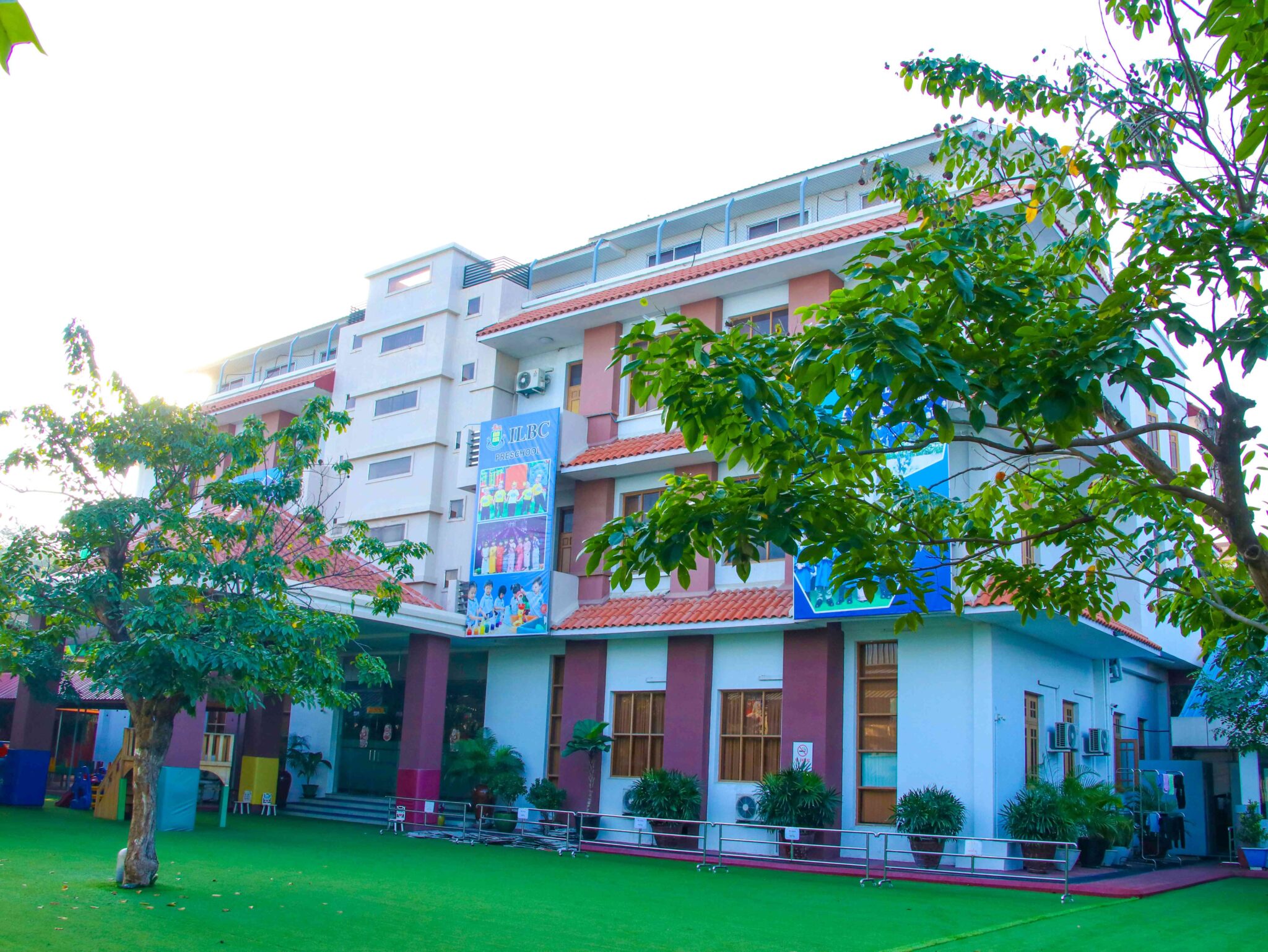 Photo Gallery - ILBC | International School